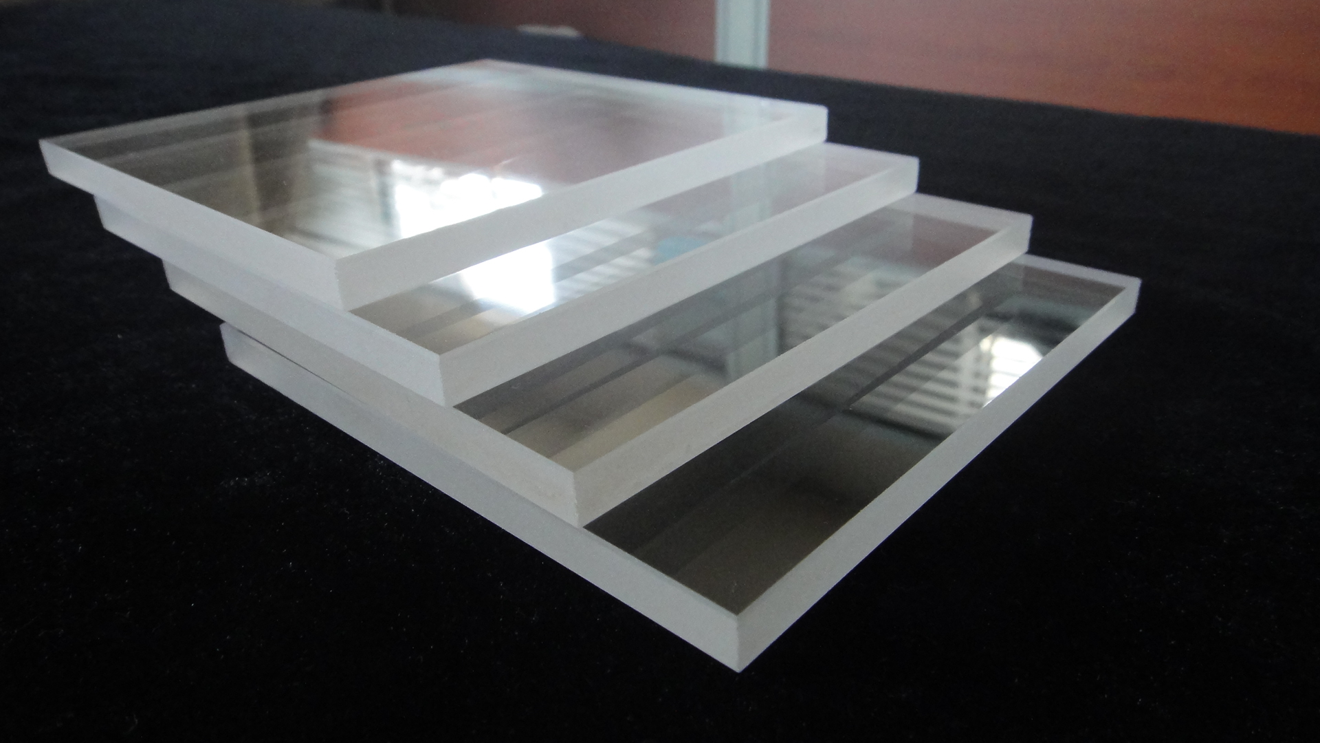 Square quartz glass plate for heating