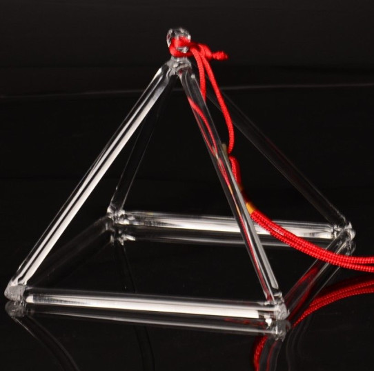 Professional manufacturer 's crystal singing pyramids best price
